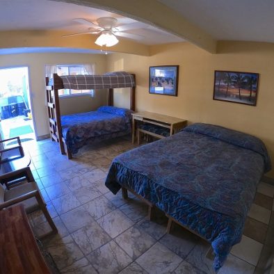 Robert's K38 Surf Motel - ROBERT'S K38 SURF MOTEL